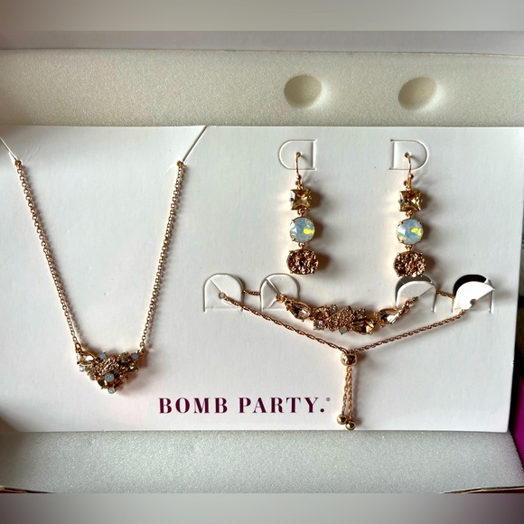 Bomb Party | Jewelry | Ring Bomb Party Glam Box The Calista Set | Poshmark